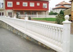 Balaustrada Exterior, Pilares y Pasamanos — Azulejossola